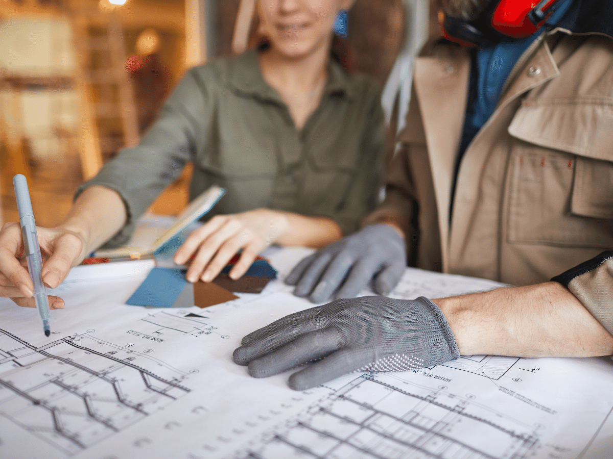 How to Hire Contractors: 8 Important Things You Should Consider